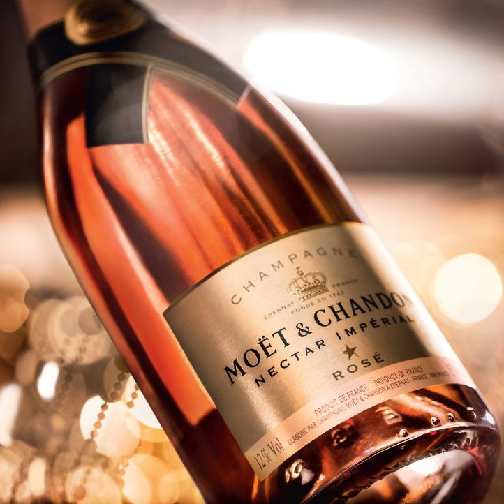 Order Moët & Chandon Nectar im­pé­ri­al Rosé Demi-Sec 75CL